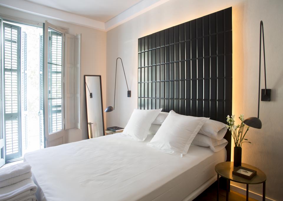 Habitación Doble con Balcón | The Conica Deluxe B&B